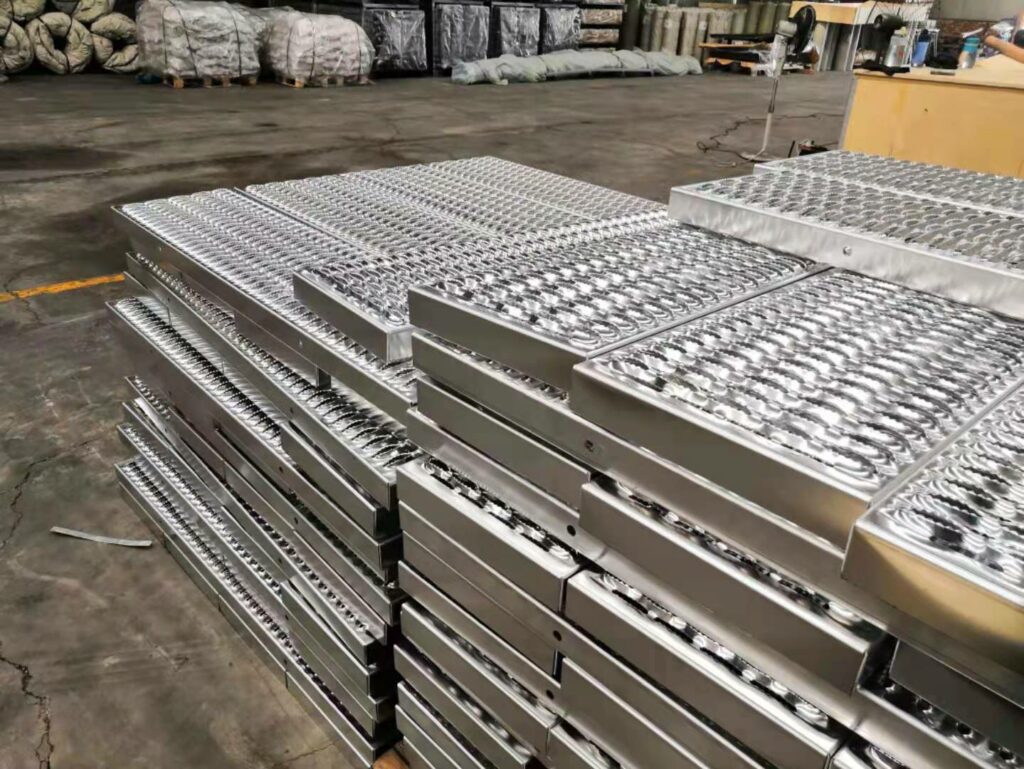 Aluminum Perforated Sheet/Aluminum Perforated Plate - Aluminum coil ...